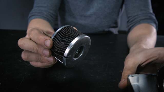 Changing an oil filter | How a Car Works
