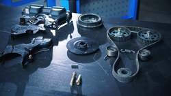 The Car Mechanics Video Course from How a Car Works